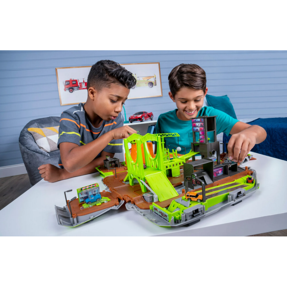 Hasbro Micro Machines Green Super Van Transforming Playset - Toyland ...